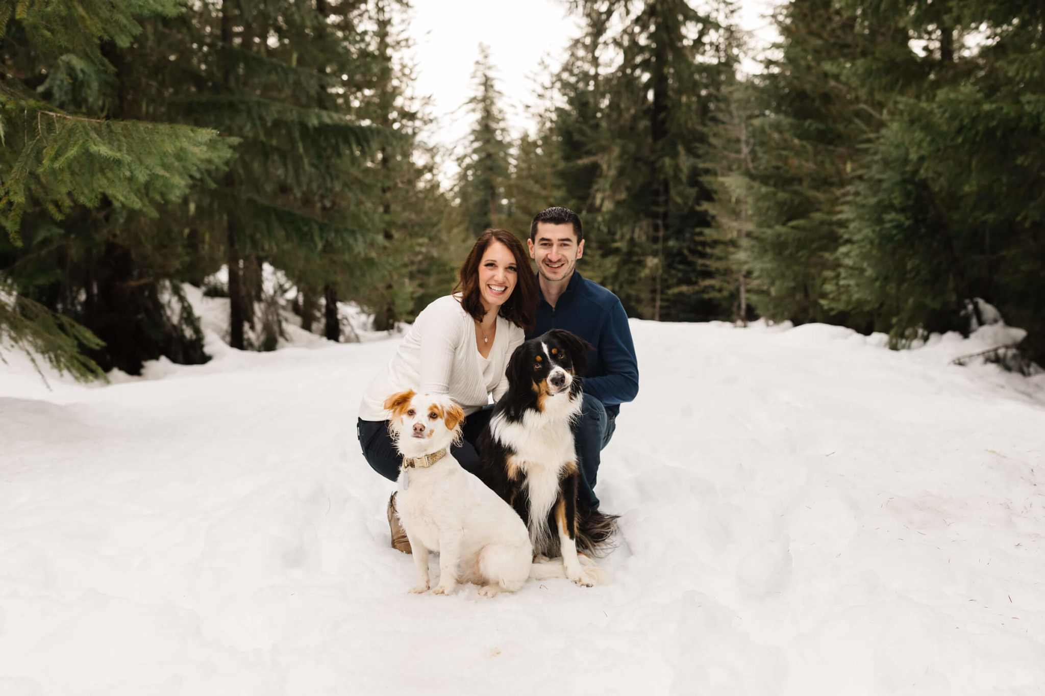 Tips for Including Your Dog in Your Engagement Photos | Bend Engagement ...