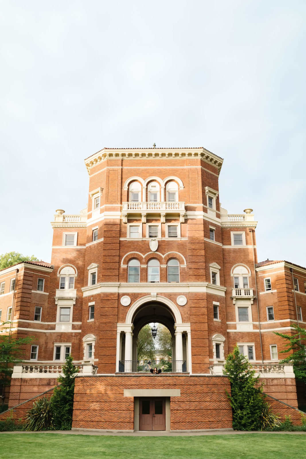 Graduation Pictures at Oregon State | Bend Senior Photographer