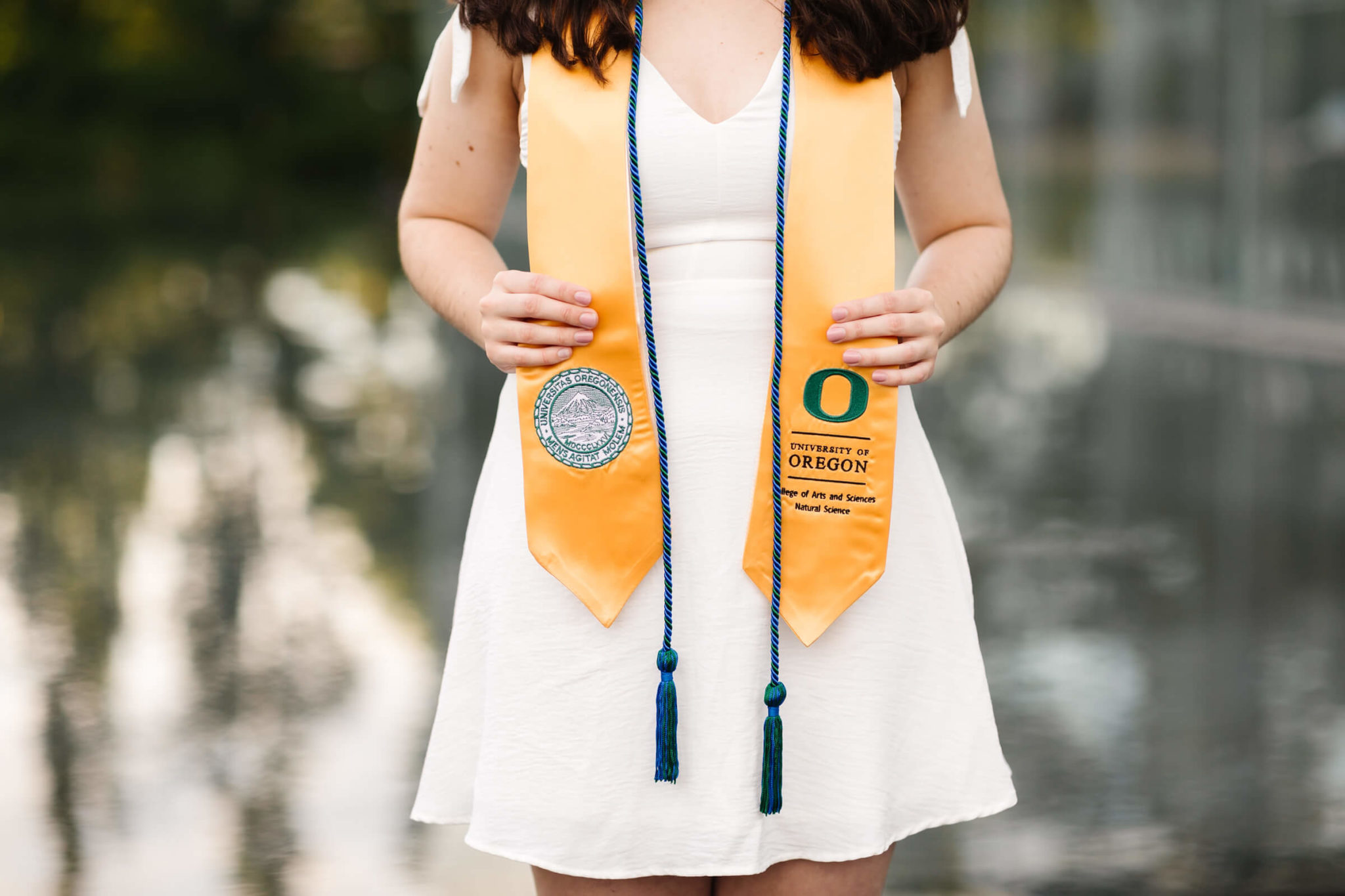 Graduation Pictures at UO | Bryndle Photo